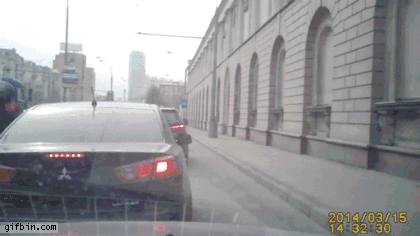 Avoiding Traffic | Best Funny Gifs Updated Daily