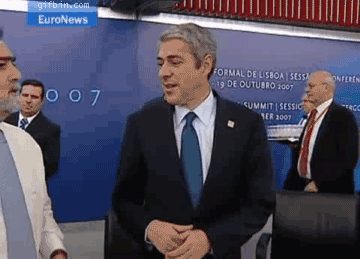 Hand Shake Fail | Best Funny Gifs Updated Daily