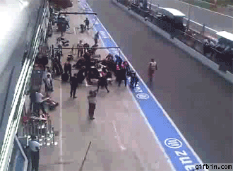 F1:Yamamoto Hits Mechanic At Pit Stop | Best Funny Gifs Updated Daily